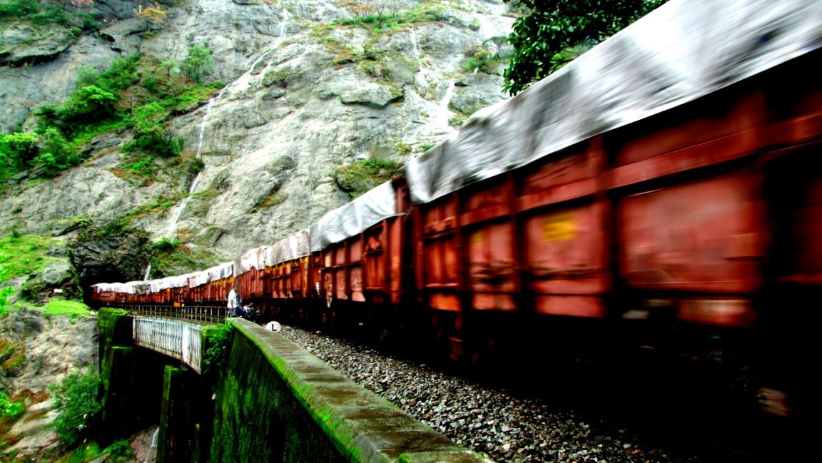 In Photos: A Monsoon Train Journey In The Ghats - The Better India