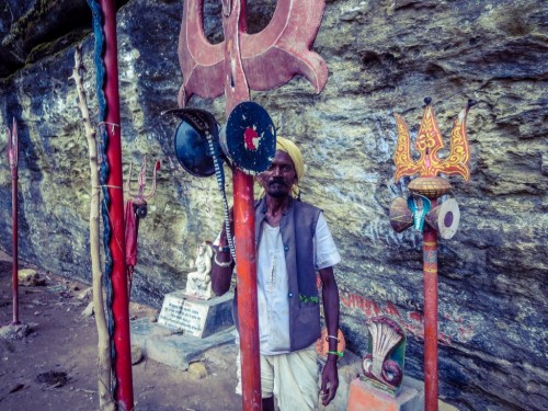 Take This Visual Journey To The Remote Village Of Patalkot & Meet Its ...