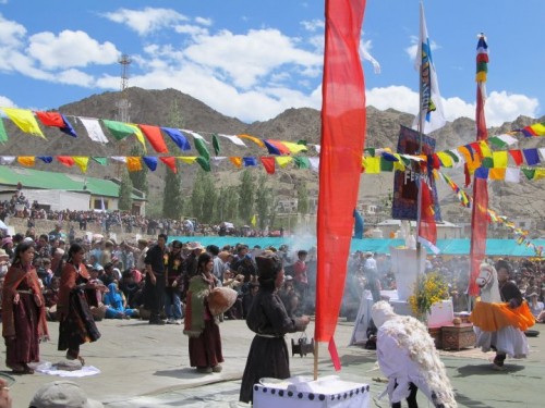 In Pictures: 10 Amazing Things about the Spectacular Ladakh Festival ...