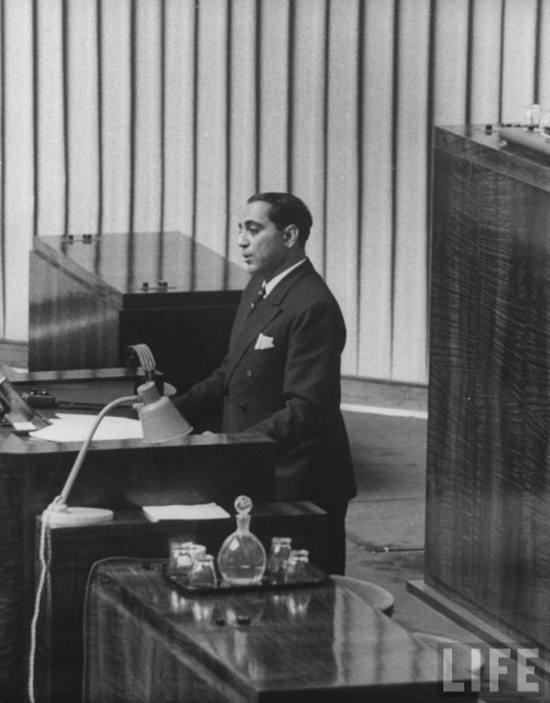 Why is Homi J. Bhabha Father of Indian Nuclear Programme - The Better India