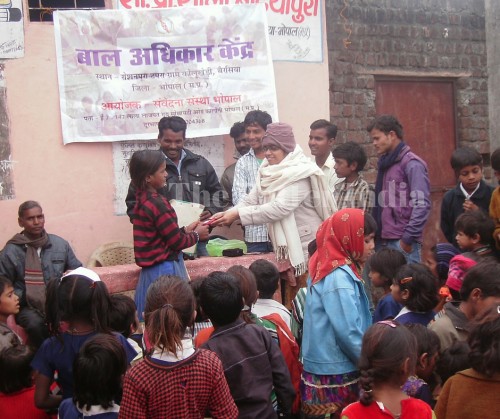 The Bedia Community Prostitutes Its Girls. An NGO, Samvedna, Is ...