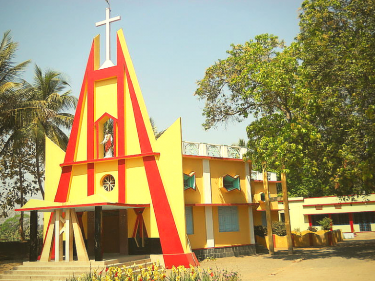 In PICTURES: 33 Most Stunning Churches of India - The Better India