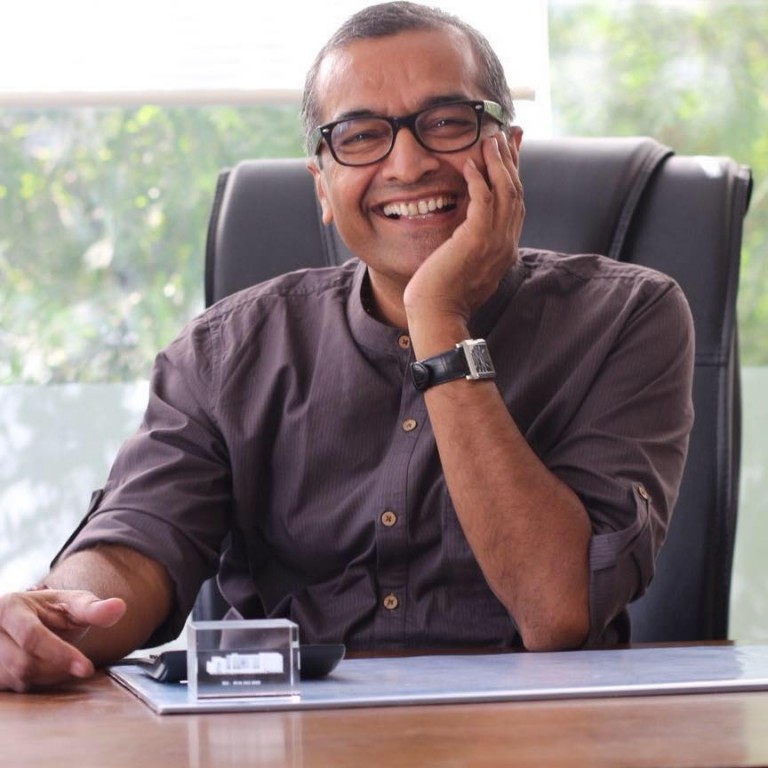 Here's What This Book Shop Owner Did to Save a Tree near His Office ...