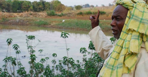 84-Year-Old Padma Shri Simon Oraon is Jharkhand's Waterman