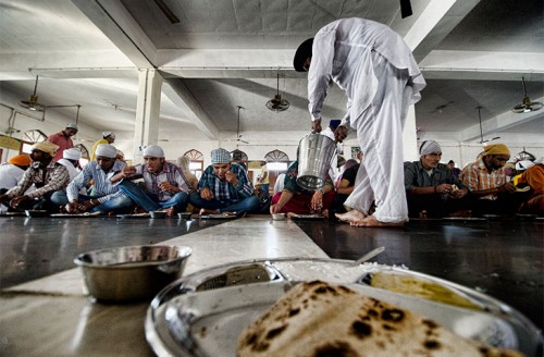 10 Facts about the Langar at the Golden Temple of Amritsar