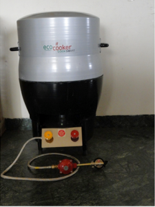 Eco Cooker Cooks Multiple Items Together Using Steam