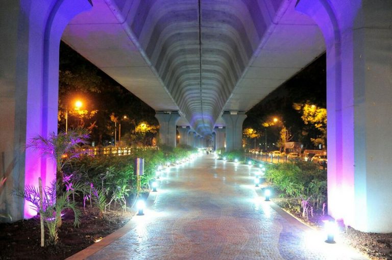 Mumbai Gets its First Under-Flyover-Garden in Matunga