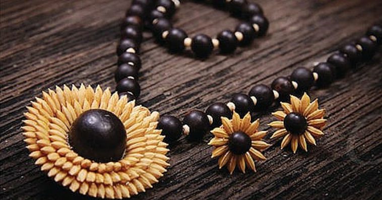 Jungle Jewels Makes Eco-Friendly Jewellery from Tree Seeds