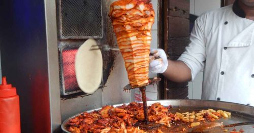 These 10 Khau Gallis Are the Best Street Food Destinations in Mumbai