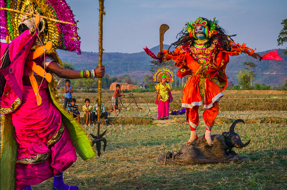 How the 800-Year-Old Dance Form of Chau Is Being Kept Alive in West Bengal