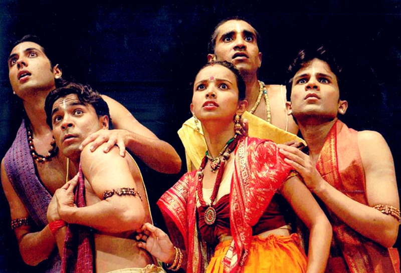9 Must-Watch Plays of All Time for Theatre-Lovers in India