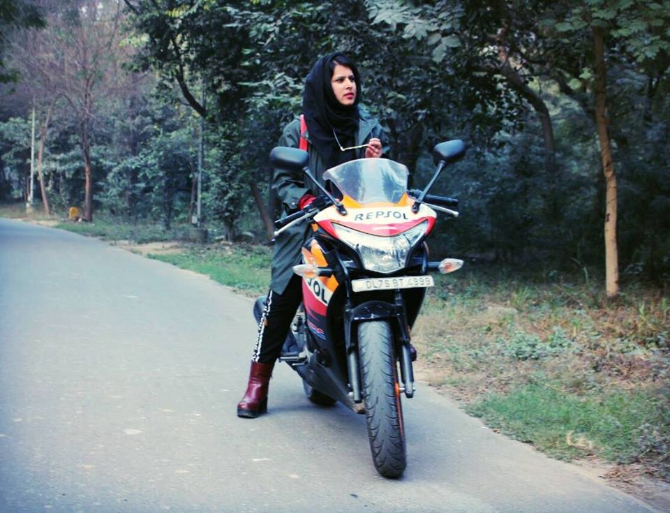 Delhi's Inspiring Hijabi Biker Is Leaving Patriarchy in the Dust