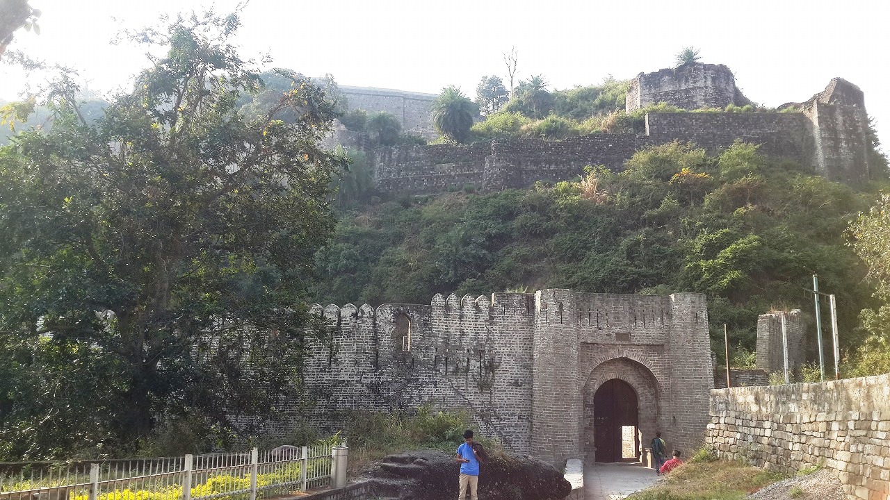 Kangra Fort, Once a Trove of Royal Treasures, Withstood 52 Attacks but ...