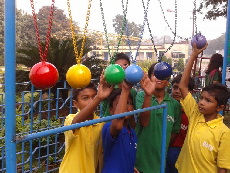 These Kids Turned Their Schoolyard Waste Into a Science Park!