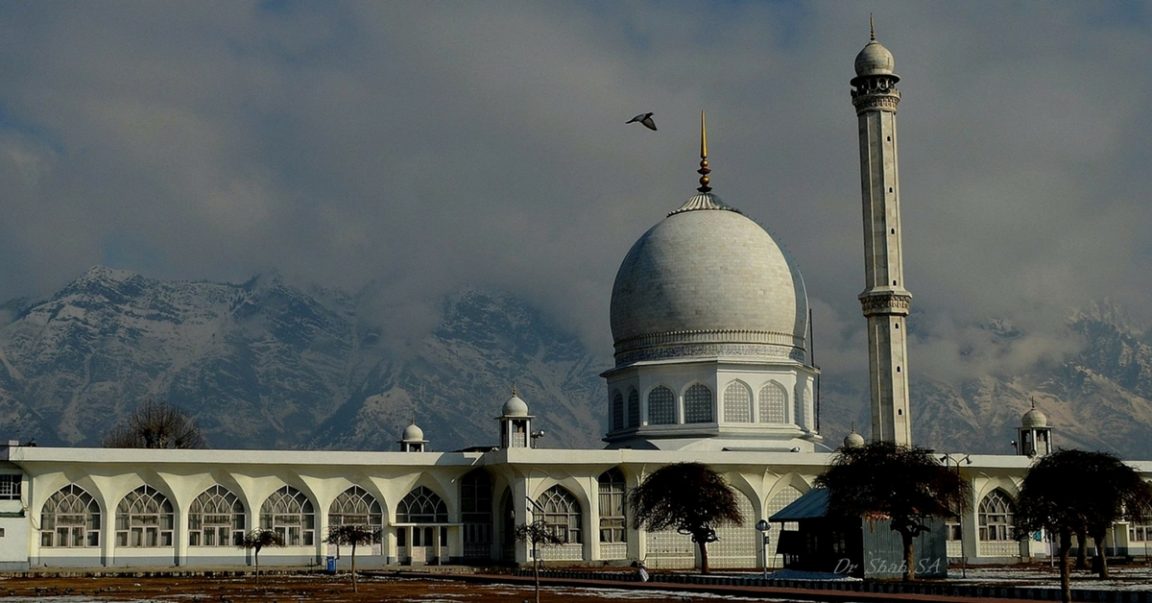 Timeless & Magnificent, Take a Look at Most Beautiful Mosques in India