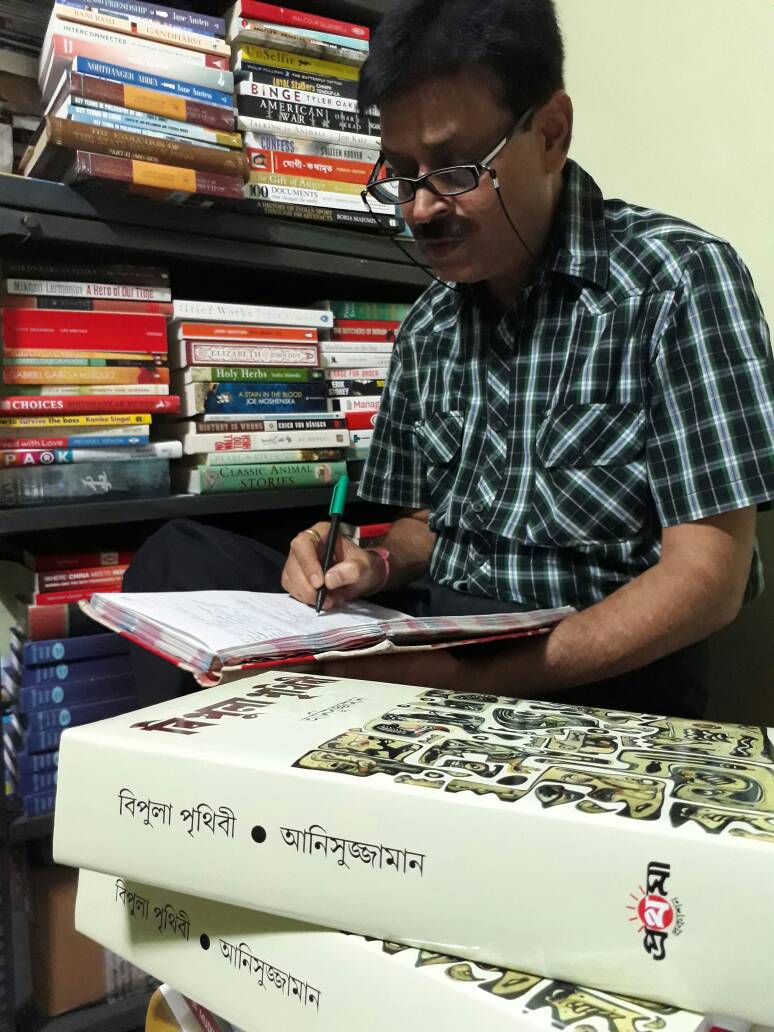 Tarun Shaw: Kolkata Gets Its Books Home Delivered Thanks to This Book ...