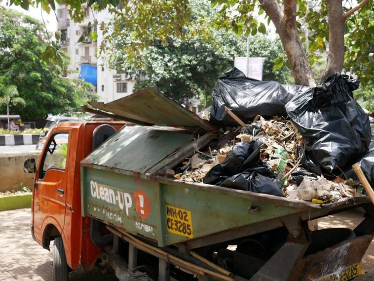 These Dedicated Residents Are on a Mission to Clean up Mumbai