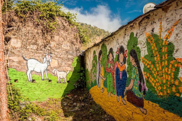 The Wise Wall Project: Painted Walls of the Ghost Village of Saur