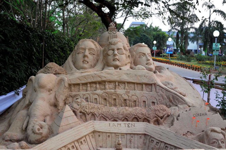 Behind the Scenes With Puri's Fascinating Sand Artists