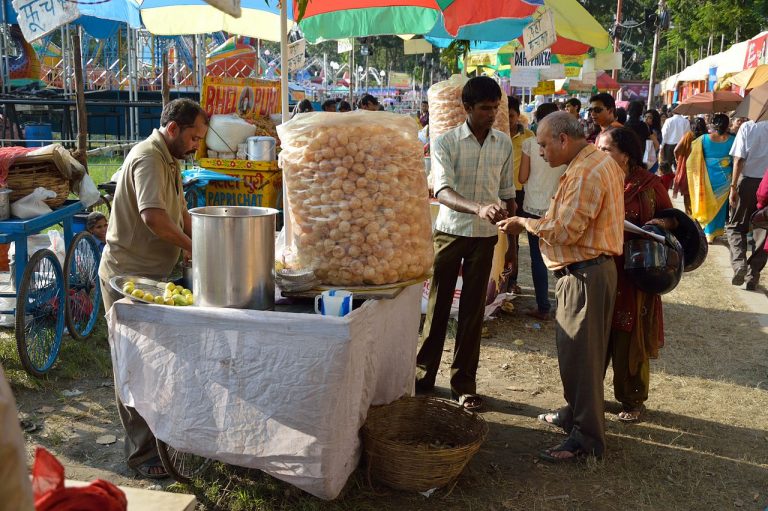 Manipal Students Design a Paani Puri Dispensing Machine!