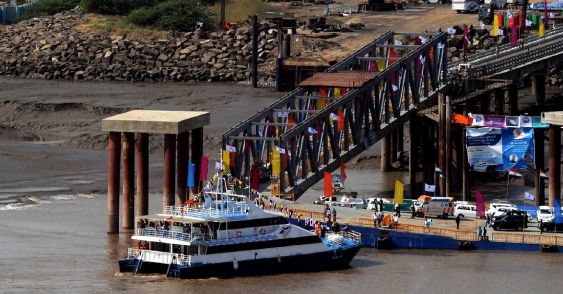 All You Need to Know About Gujarat's All New 'Ro-Ro' Ferry Service!