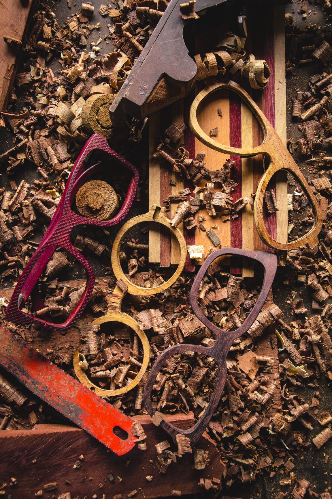 Fancy a Biodegradable Spectacle Frames? Check out TeteWood