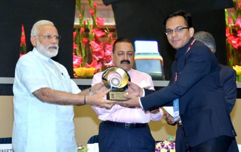 10 IAS Officers Who Made 2017 Better With Their Brilliant Initiatives