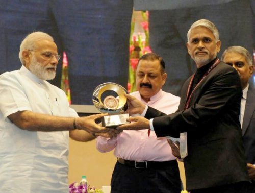 10 IAS Officers Who Made 2017 Better With Their Brilliant Initiatives