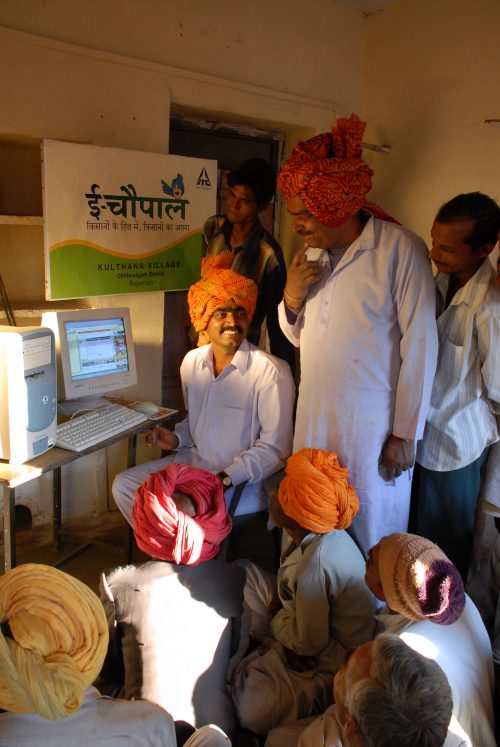 How ITC e-Choupal Connects Corporate Giants, Farmers & Consumers