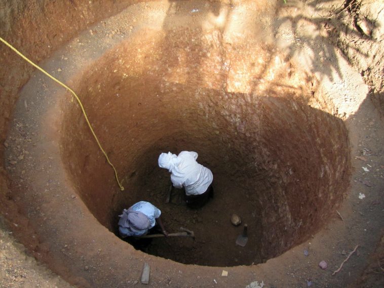 70-YO Digs Well in 18 Months to Bring Water Back to Parched MP Village!