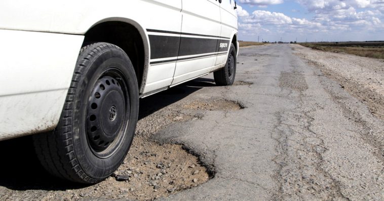 Once imported, Mumbai to make its own pothole-filling mix at lower cost!