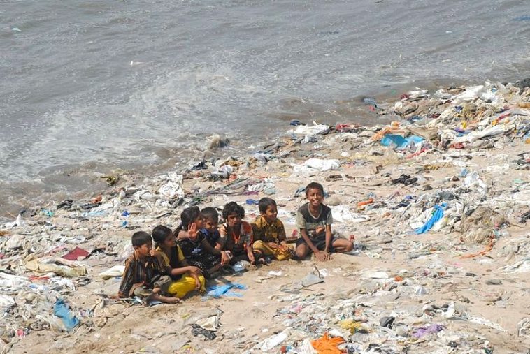 India Pledges to Beat Plastic Pollution: 5 Steps Fast Tracking It Already!