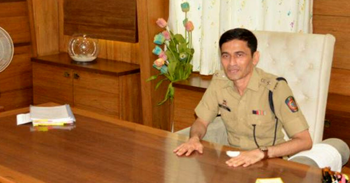 Pune IPS officer says books, not bouquets, to gift Gadchiroli kids ...
