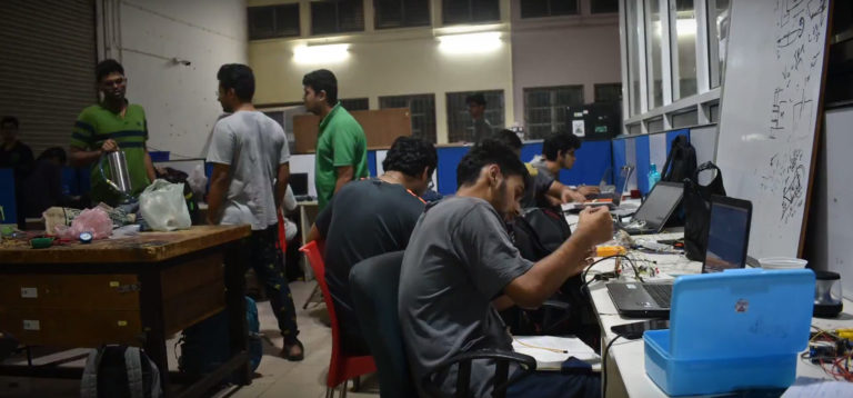 Hyperloop Design By IIT-Madras Enters SpaceX Finals