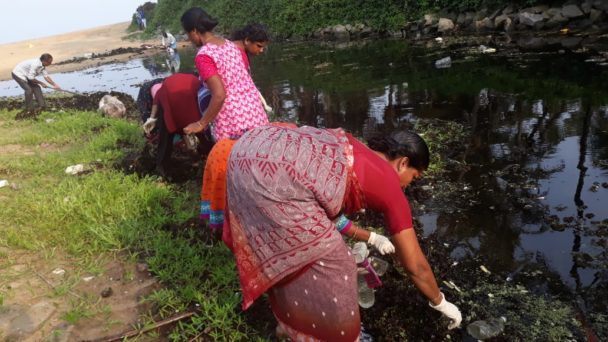 Kerala Fisherman Rid Sea of 13.5 Tonnes of Plastic! - The Better India