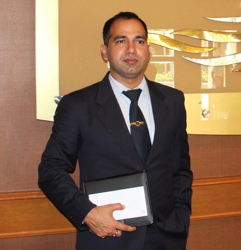 10 IAS Officers Whose Amazing Initiatives Made 2019 Better