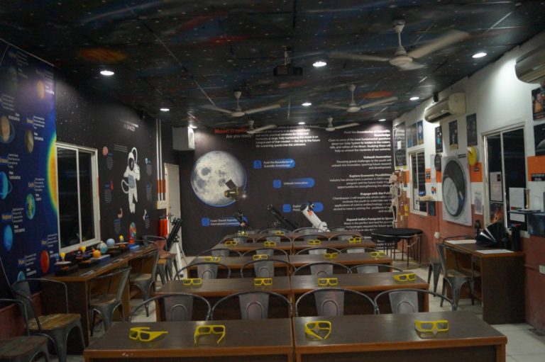 How This 19-YO Boy is All Set To Build 500 Astronomy Labs Across India