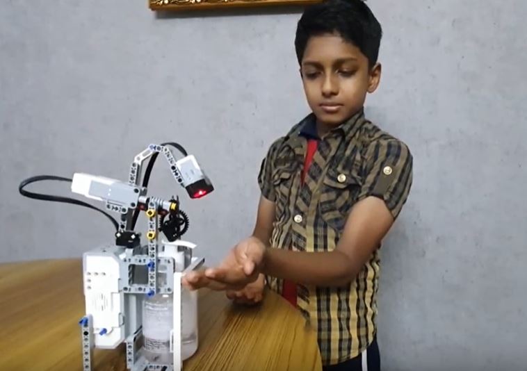 #CoronaWarrior: This 10-YO Kerala Kid Has Built A Hand Sanitizing Robot!