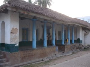 The Ingenious Reason Why Traditional Andhra Homes Have Copper Pillars
