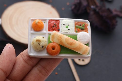 Homemaker Turns Entrepreneur With Miniature Clay Art, Wins Global Fans