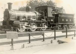 20 Rare Pics of Indian Railways From The Past Never Seen Before