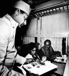 20 Rare Pics of Indian Railways From The Past Never Seen Before