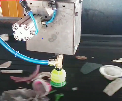 Startup Develops AI Robot That Segregates 5 Tonnes of Waste In An Hour