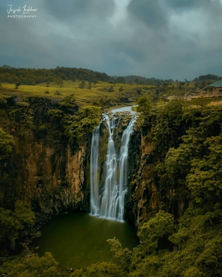 10 Best Waterfalls In India to Visit During Monsoons For Stunning Views