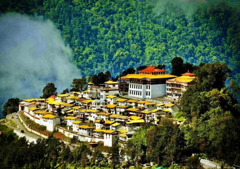 Monasteries In India - 10 Most Beautiful Monasteries in India You Must ...
