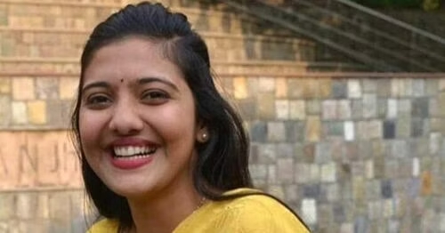 IAS Officer Shares 5 Tips & Must-Read Books To Ace UPSC CSE Prelims