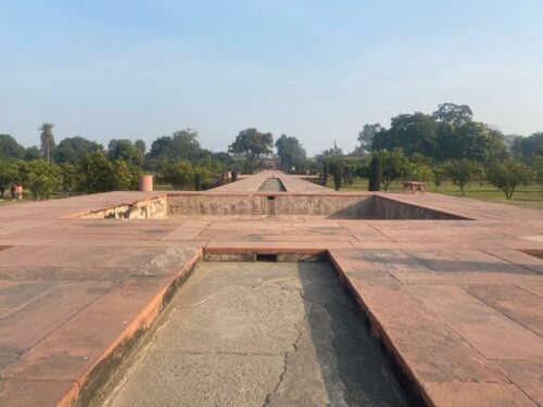 Explore Hidden Gems of Agra With These 5 Lesser-Known Monuments