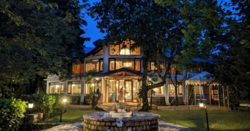 Built in 1800s, 130-YO Heritage Hotel is a Stunning Example of ...