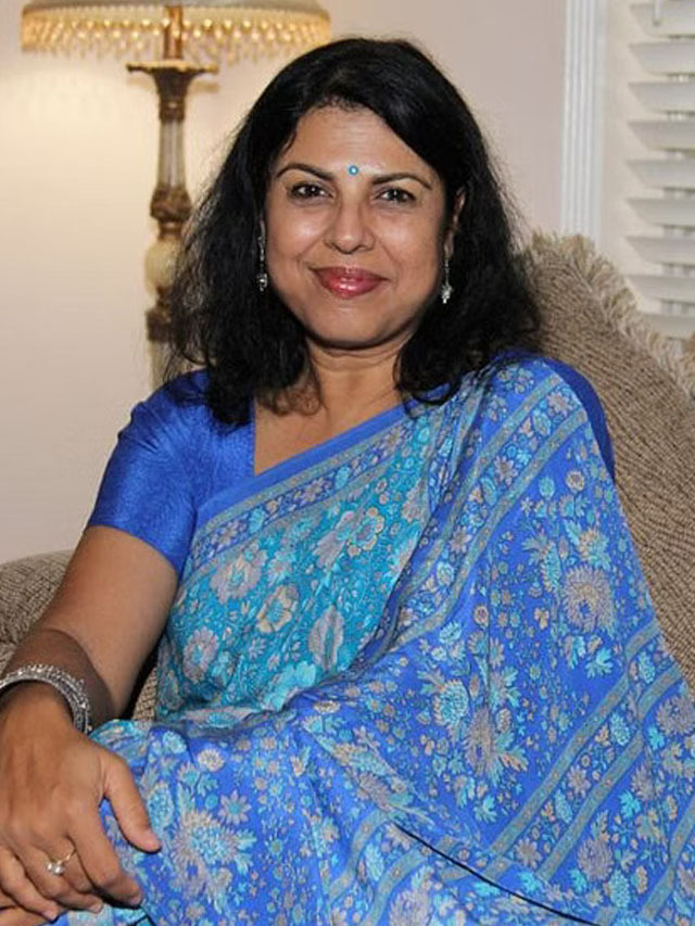 8 Books That Chitra Banerjee Divakaruni Recommends You Read