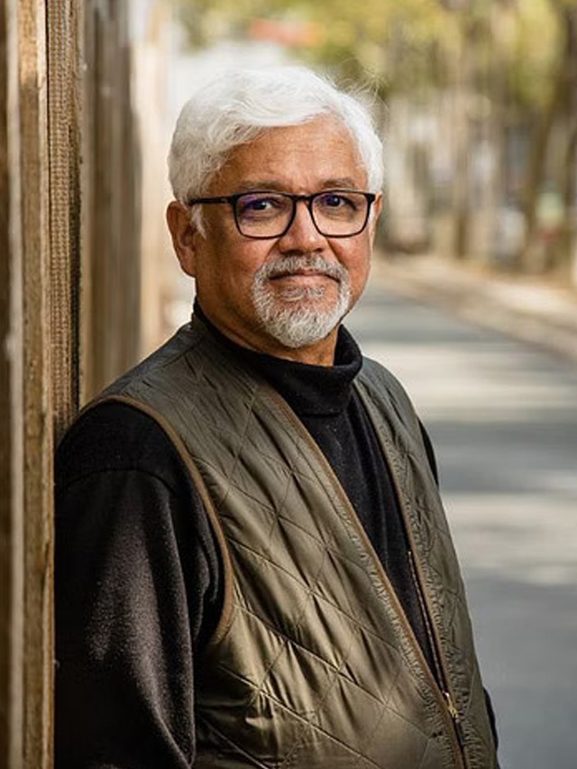 7 Books Recommended by Amitav Ghosh